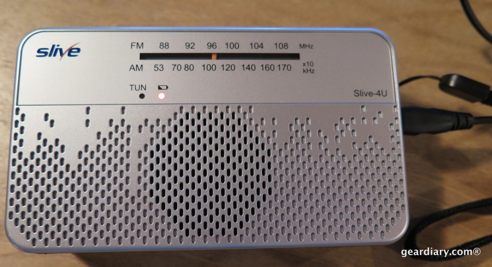 Slive-4U Self-Powered AM/FM/WB Radio with Flashlight & Phone Charger ...