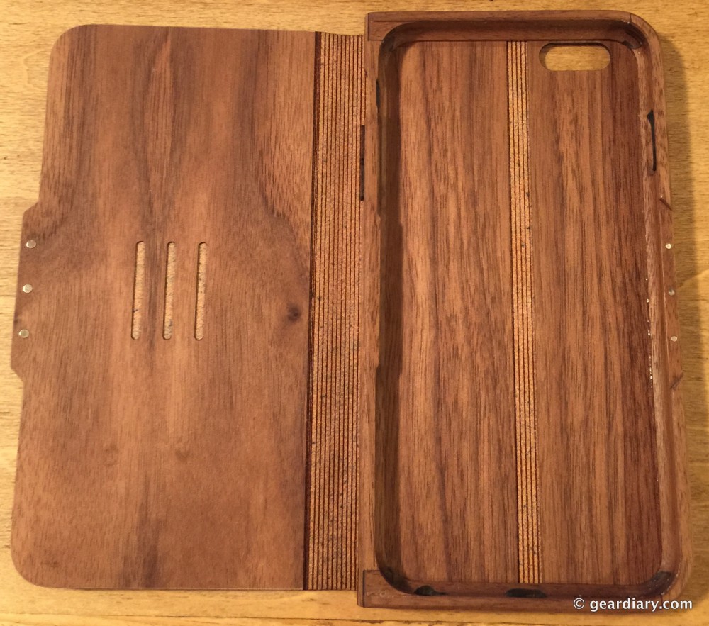 Grovemade Wood & Leather iPhone 6 Plus Case Review | Gear Diary