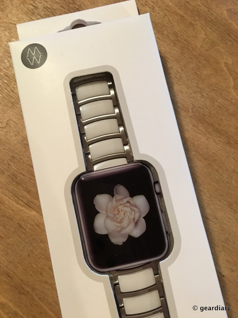 The Monowear Silver Ceramic Apple Watch Strap: Unexpected Femininity | Gear Diary