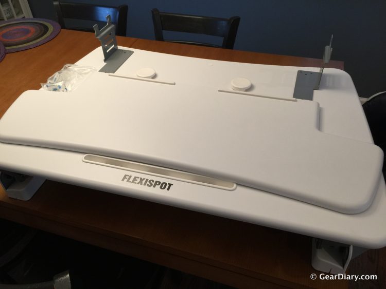 The FlexiSpot Sit-Stand Desktop WorkstationReview: It Is an Office ...
