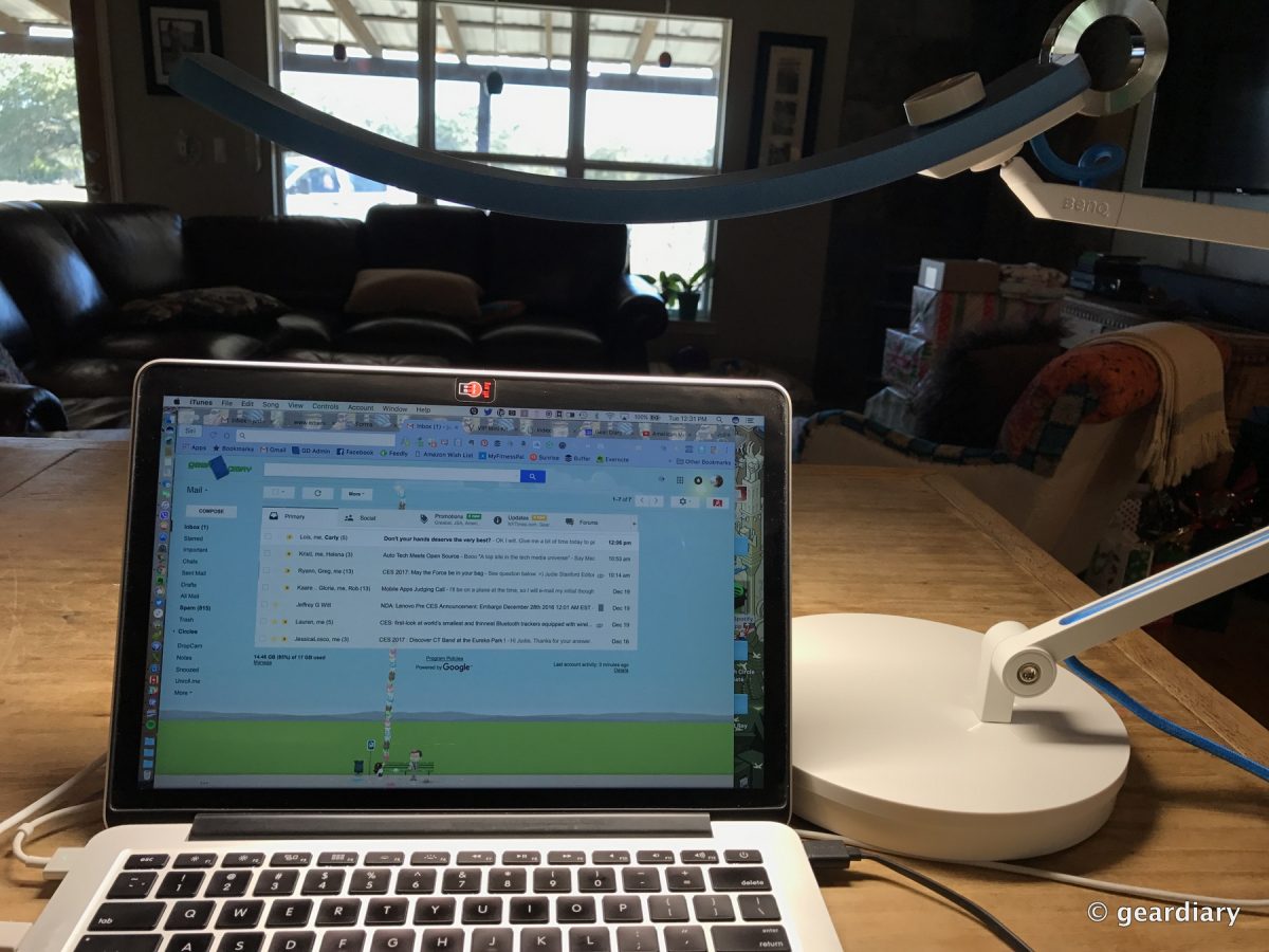 The BenQ e-Reading Lamp: A Graceful, Adjustable, and Smart Desk Lamp ...