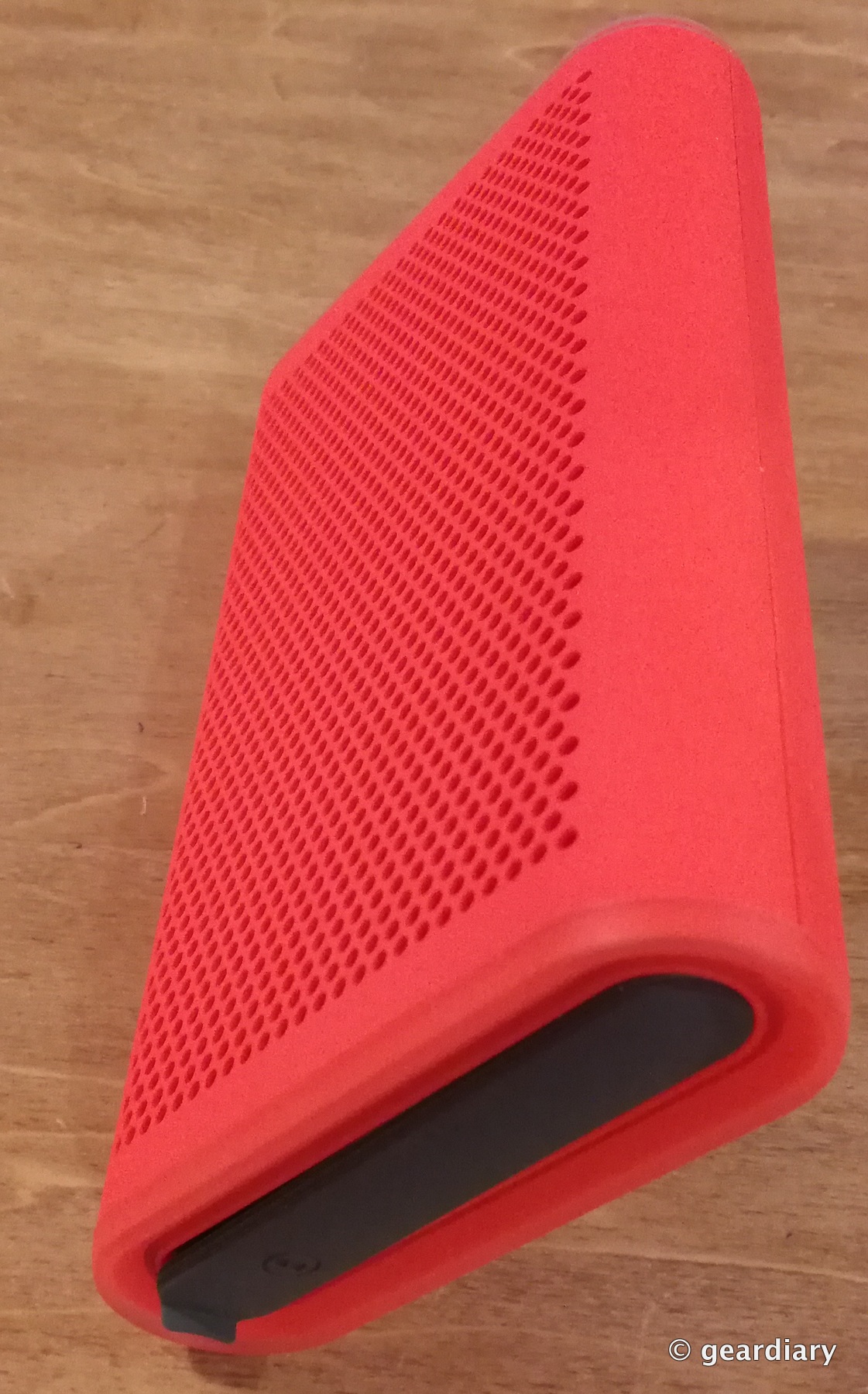 Braven 405 Wireless Waterproof Speaker: Feel Free to Bring It Along ...
