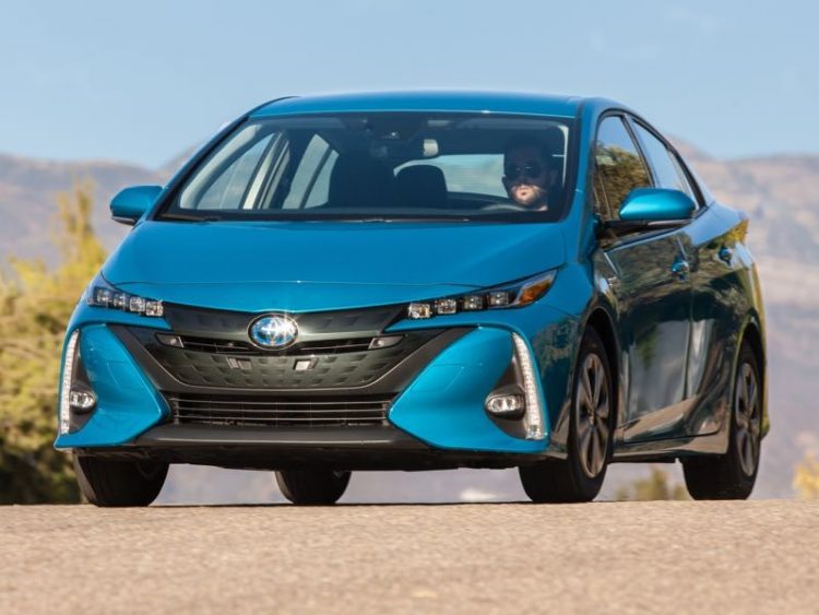 2017 Toyota Prius Prime Plug-in Helps You Cut the Cord at the Pump ...