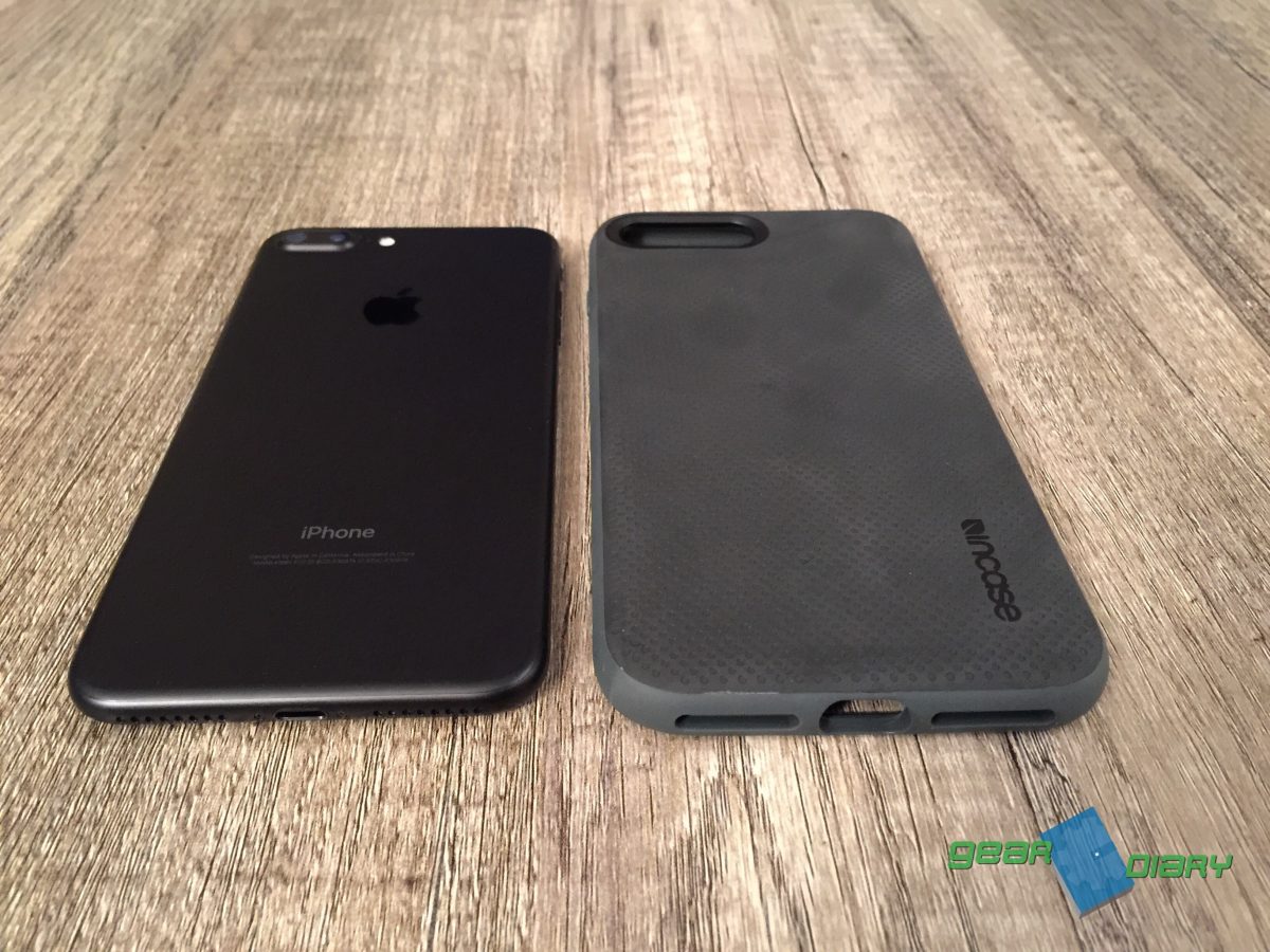 The Latest Cases from Incase Are a Perfect Fit for Your iPhone 7 | Gear ...
