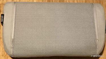 Flexound HUMU Smart Cushion: Hear and Feel Your Music | Gear Diary