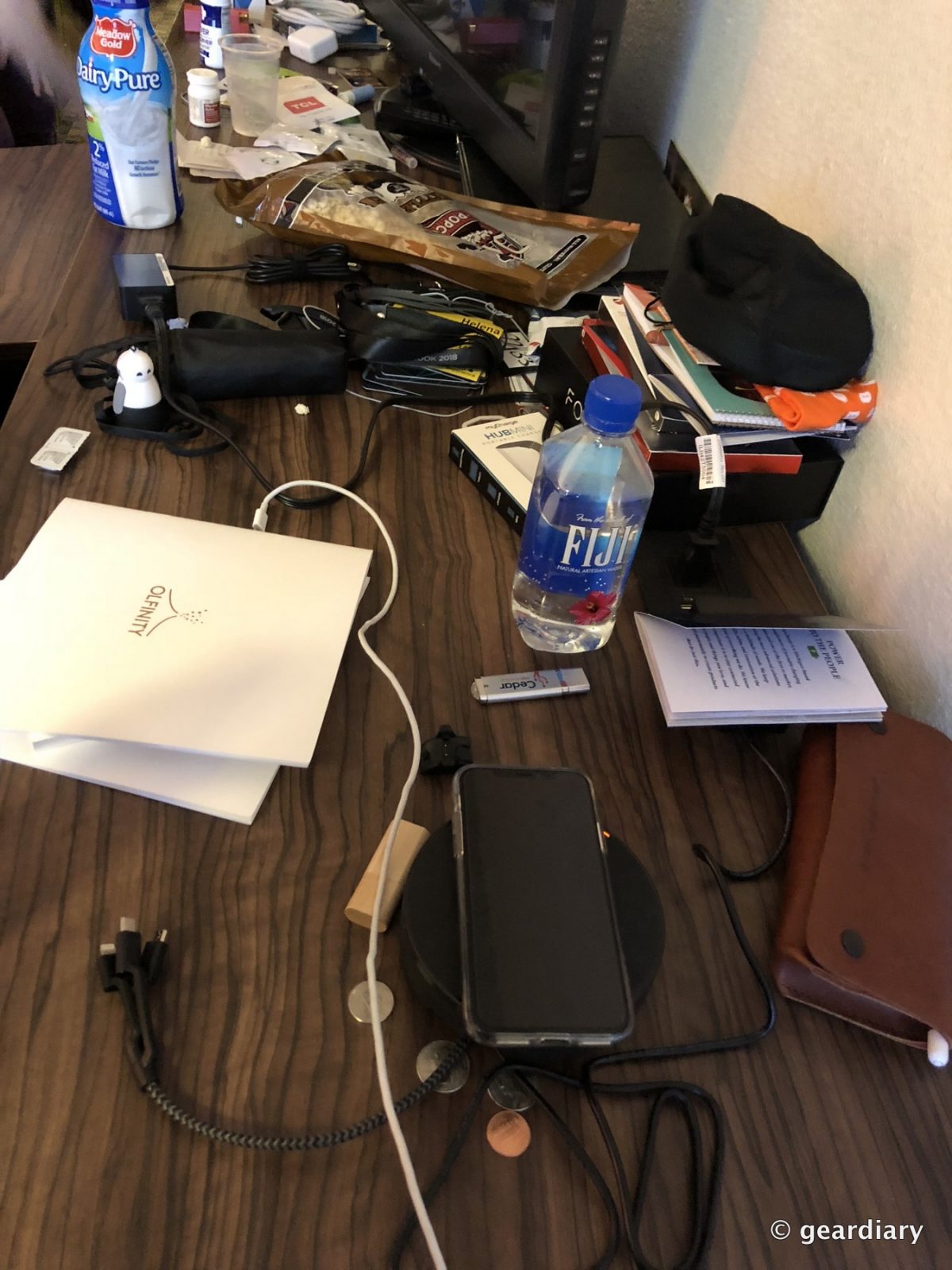 Nomad Wireless Hub Review: Organized Power with Wireless Charging ...