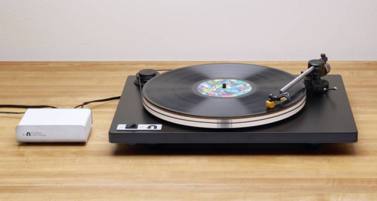 Affordable and Audiophile Approved: The Orbit Turntable from U-Turn ...