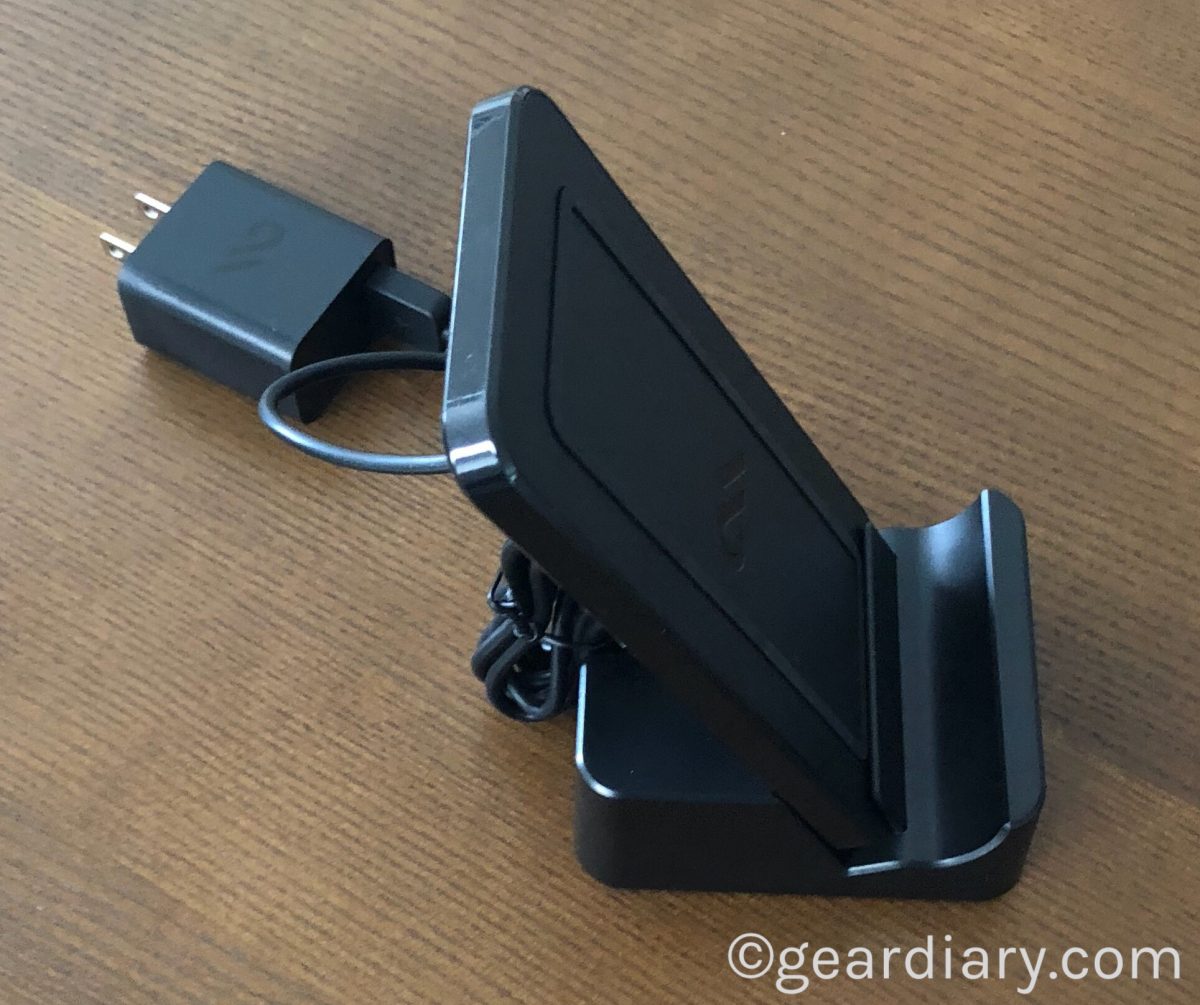 Case-Mate Power Pad Is a Qi Certified Wireless Charger with Options ...