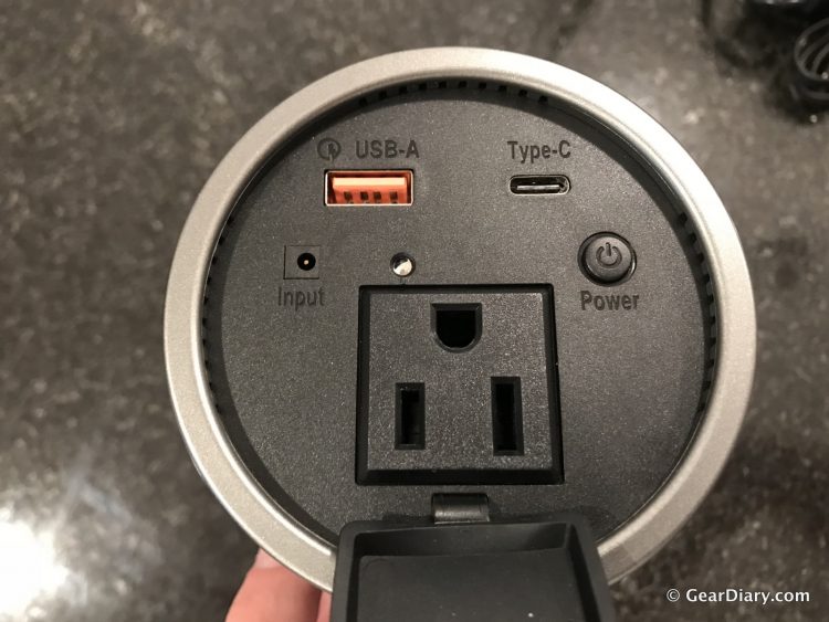 Novoo AC Power Bank Will Keep Your Devices Going All Day Long | Gear Diary