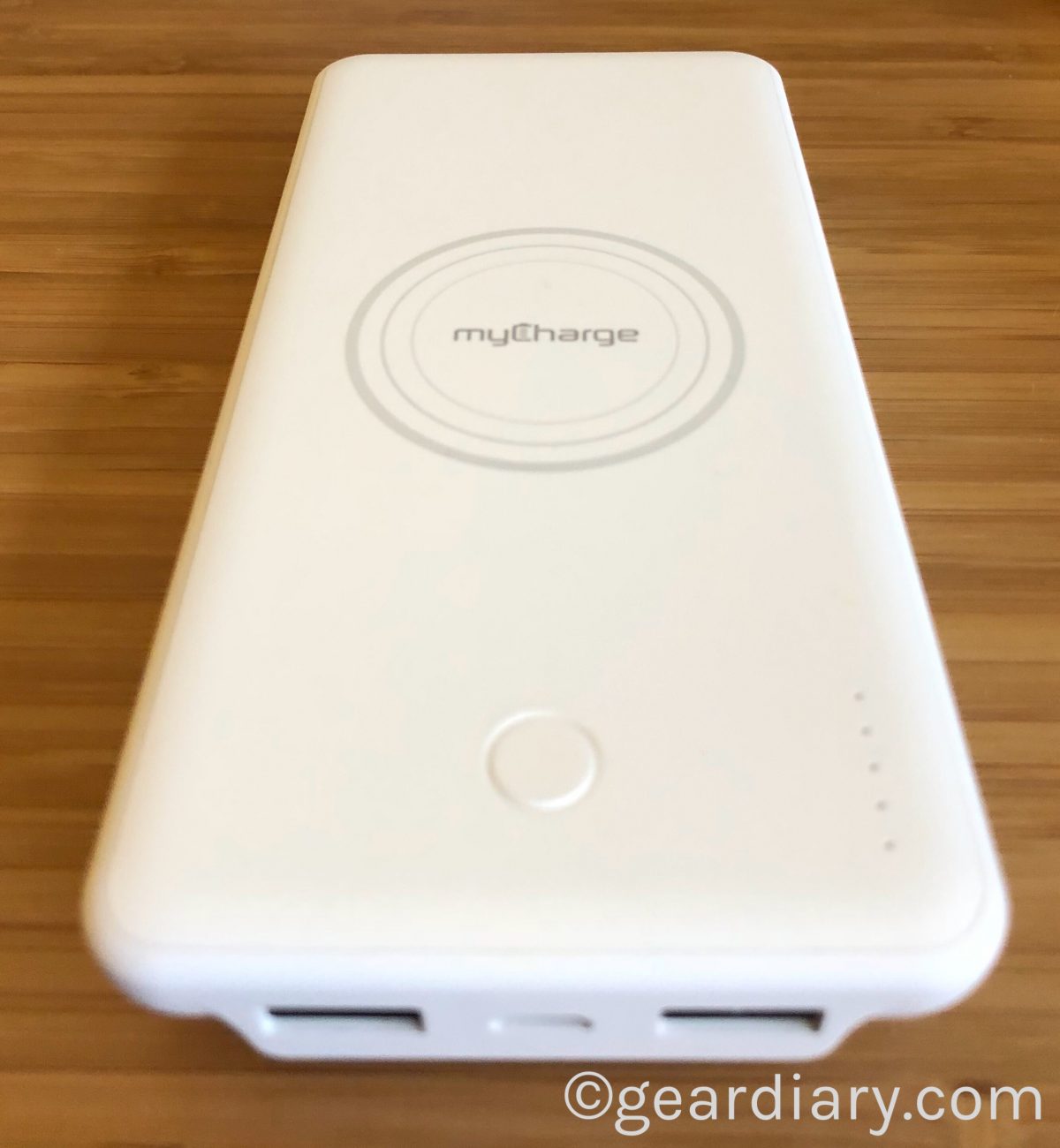 MyCharge UnPlugged 10K Gives You Wireless Charging on the Go | Gear Diary