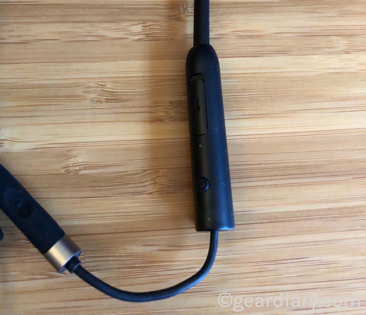 RHA MA390 Wireless Are Affordably Impressive Bluetooth In-Ear Headphone | Gear Diary