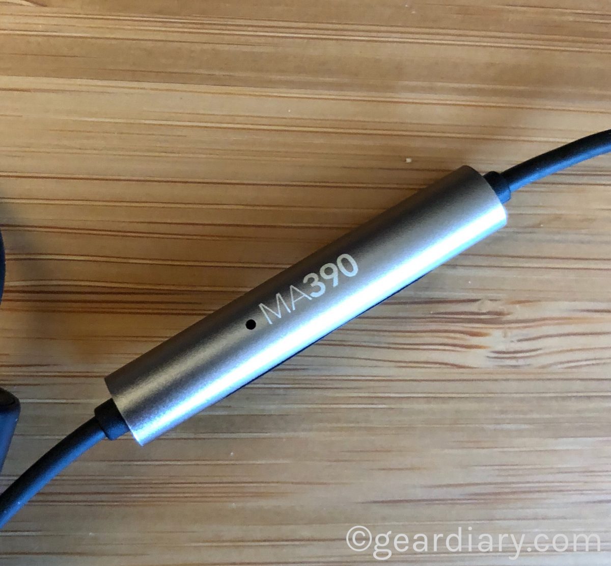 RHA MA390 Wireless Are Affordably Impressive Bluetooth In-Ear Headphone | Gear Diary