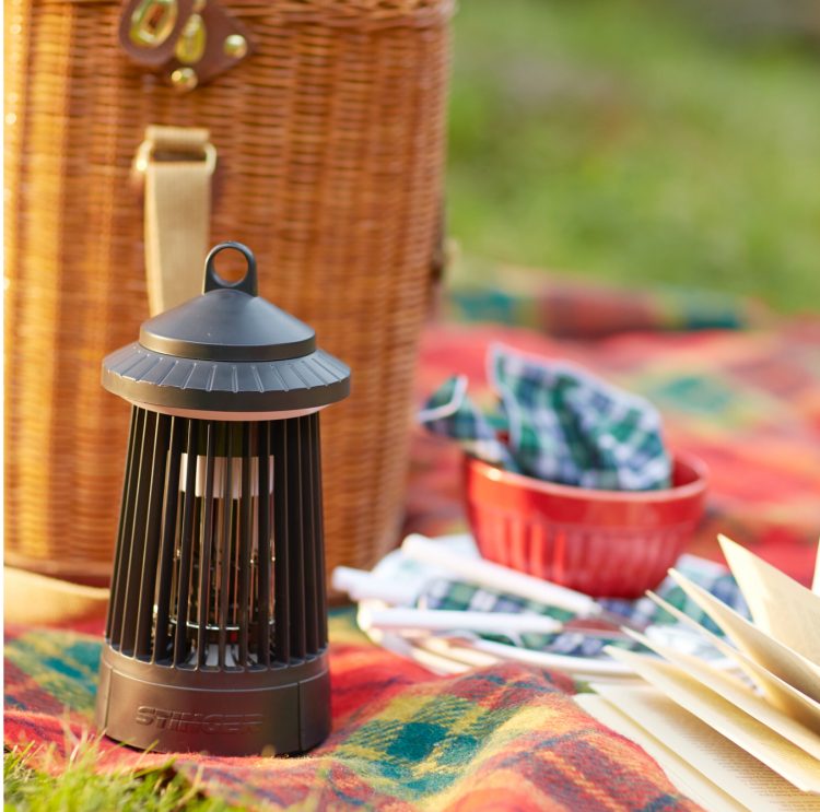 The Stinger On-the-Go Insect Zapper is My New Summertime Friend | Gear ...