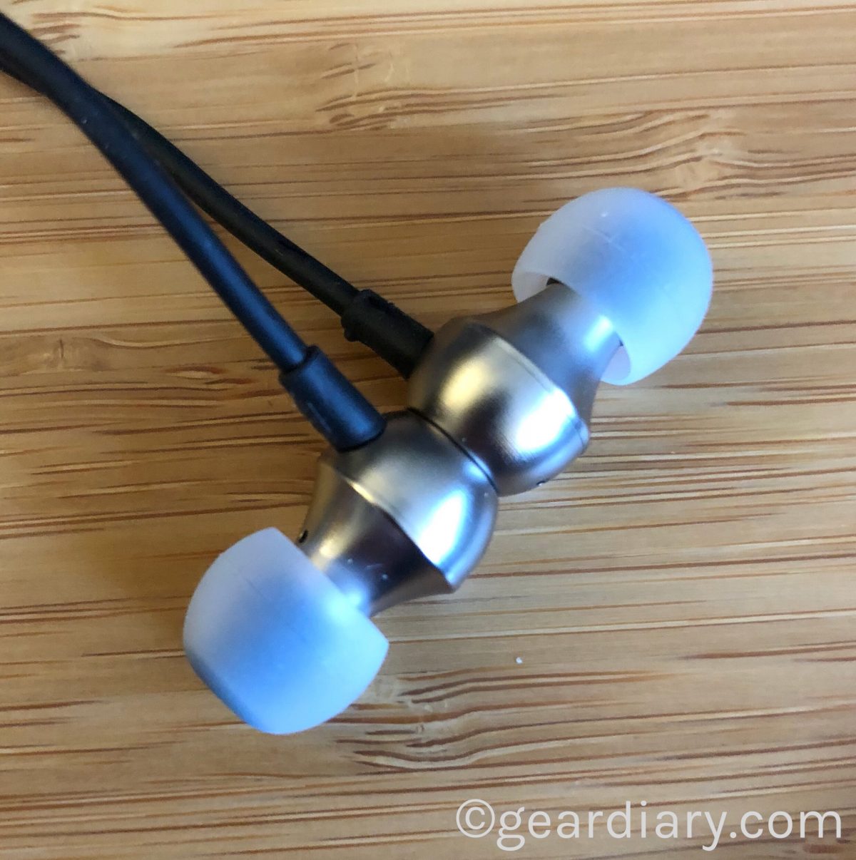 RHA MA390 Wireless Are Affordably Impressive Bluetooth In-Ear Headphone | Gear Diary