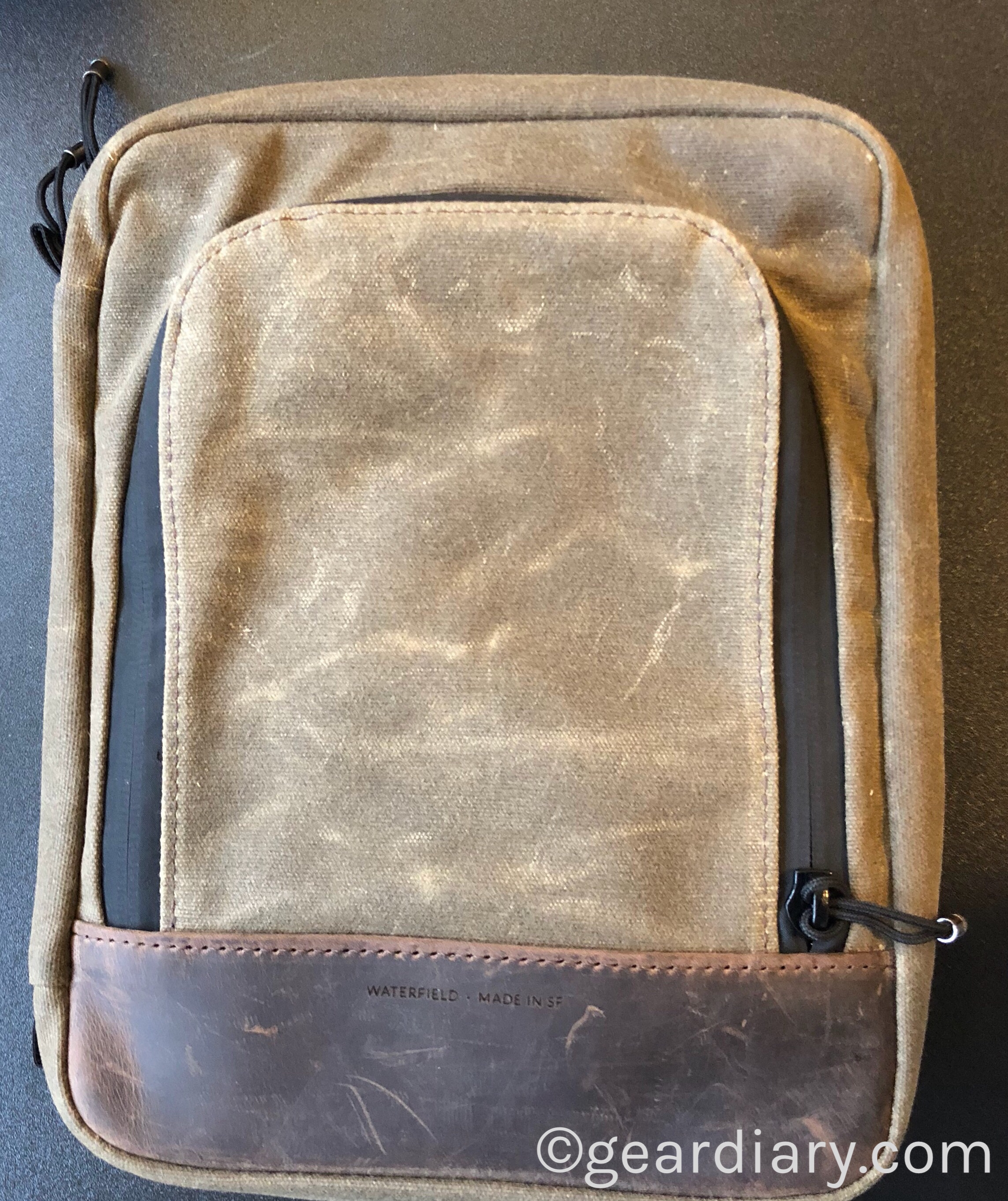 Waterfield’s Tech Folio Is a Great Accessory for the Road Warrior