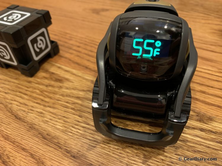 Anki Vector is the Expressive Pet Robot Who Is Here to Help