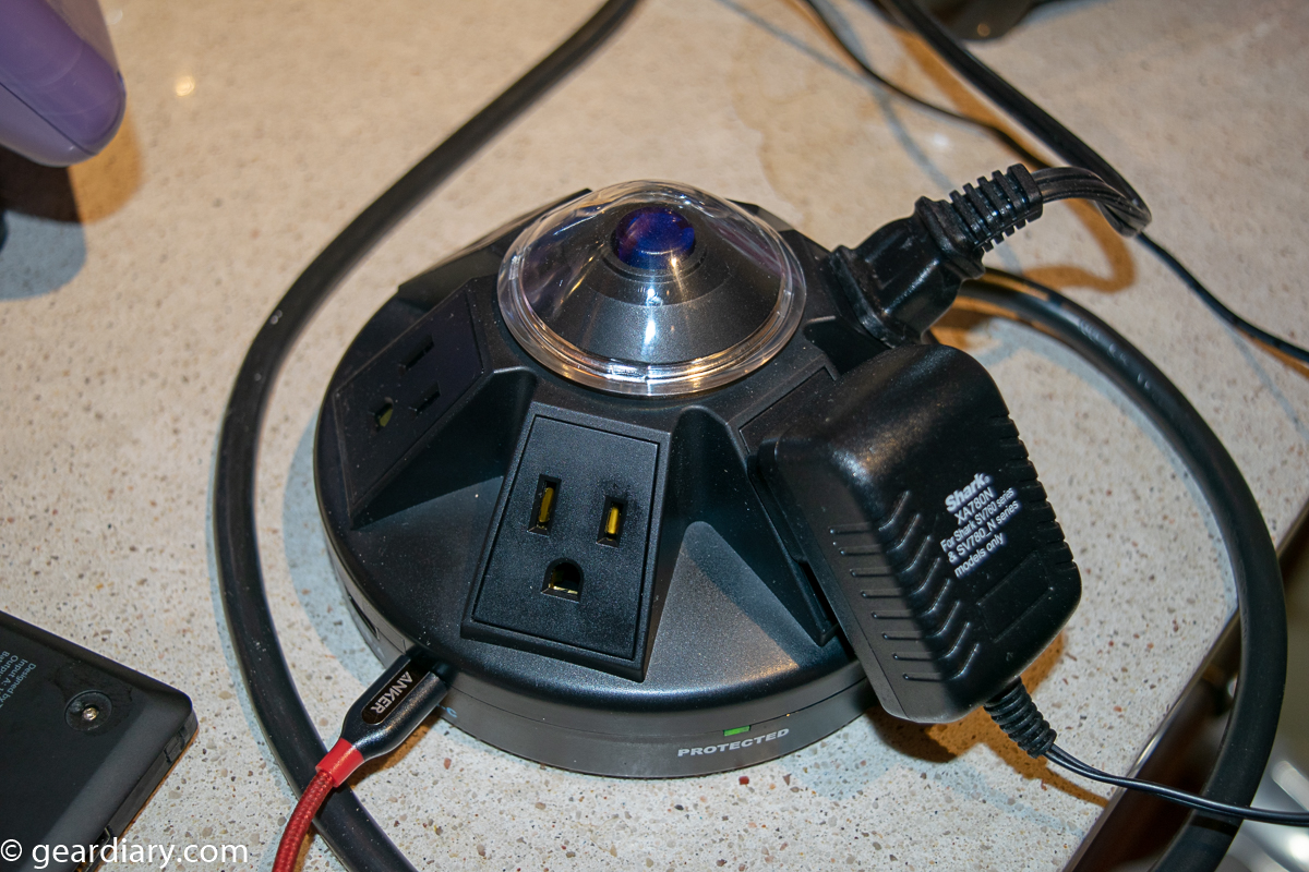 Accell Powramid C Desktop Power Center and Surge Protector Review