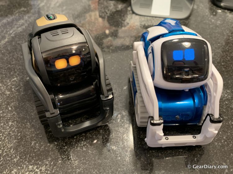 Anki Cozmo Is a Robot That's Fun for the Whole Family