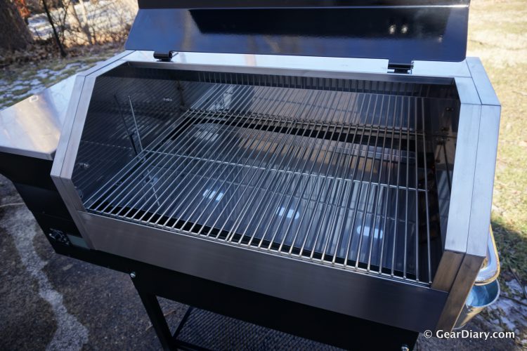 Recteq Wood Pellet Grills Bring the Heat for Your Summer BBQs