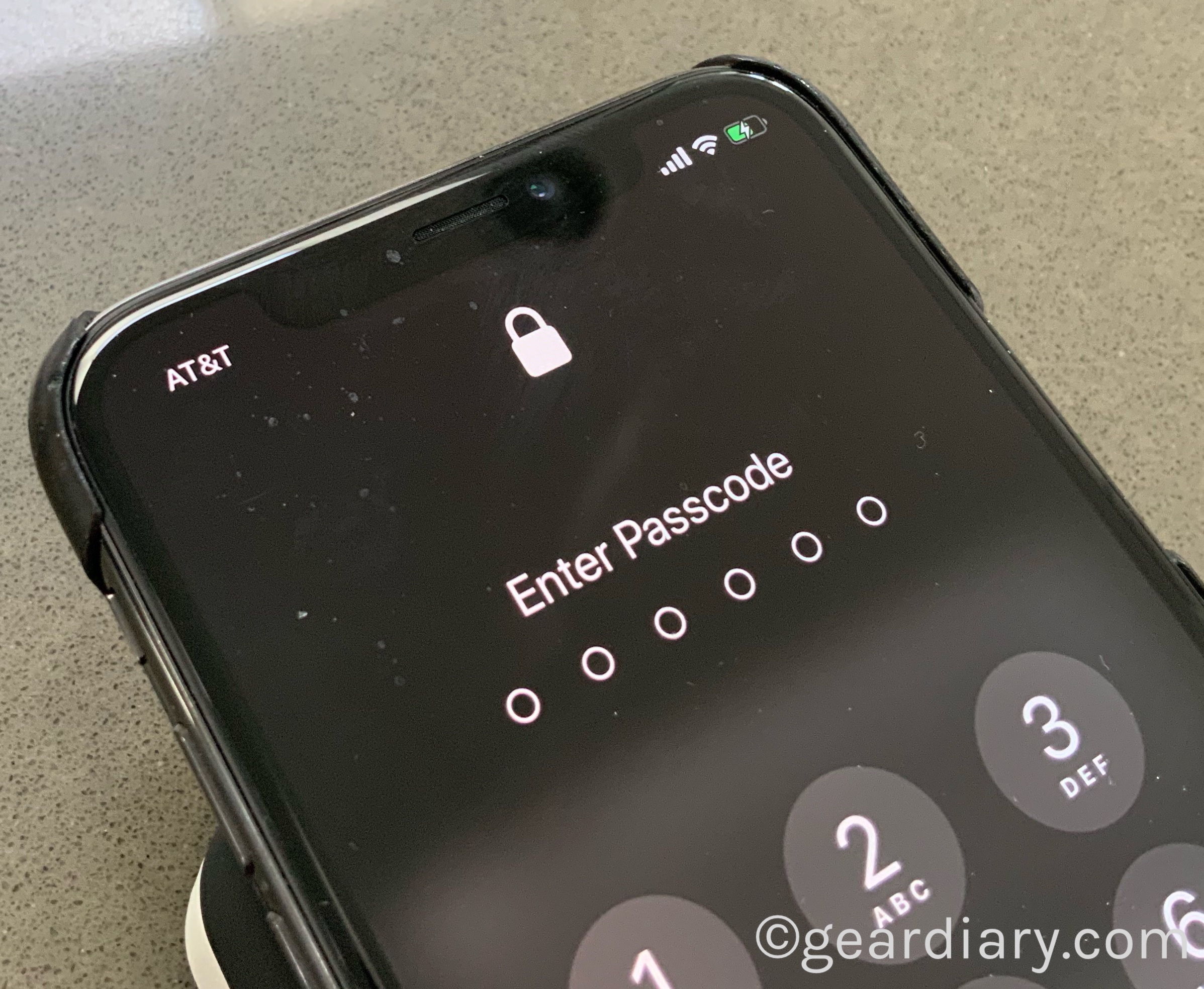 [FUSE]chicken Universal All-In-One Travel Charger Is Everything You ...