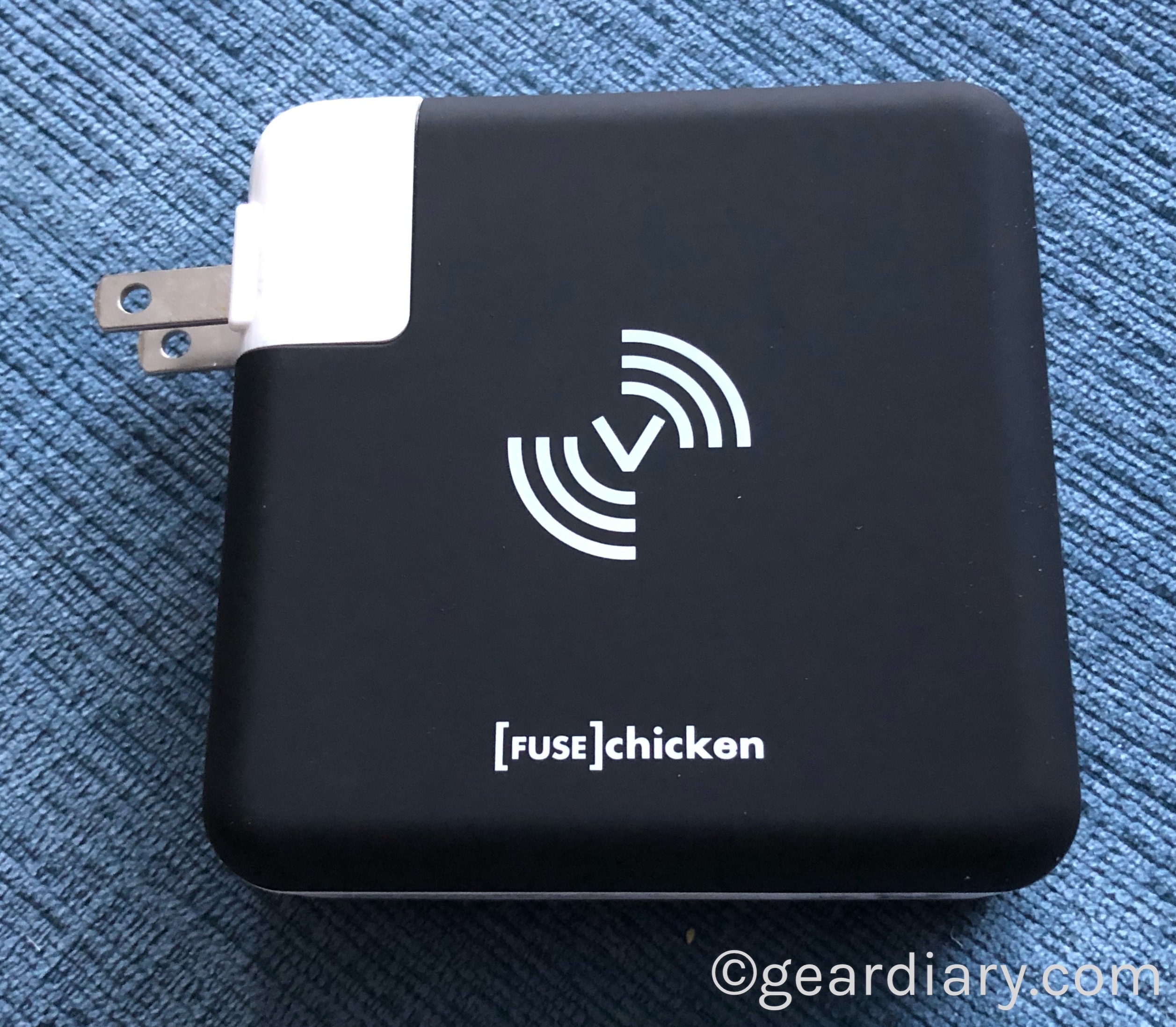 [FUSE]chicken Universal All-In-One Travel Charger Is Everything You ...