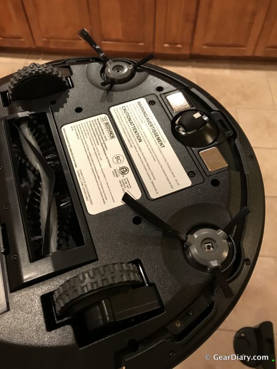 Ecovacs Deebot 500 Is a Great Robot Vacuum That's Easy on the Wallet