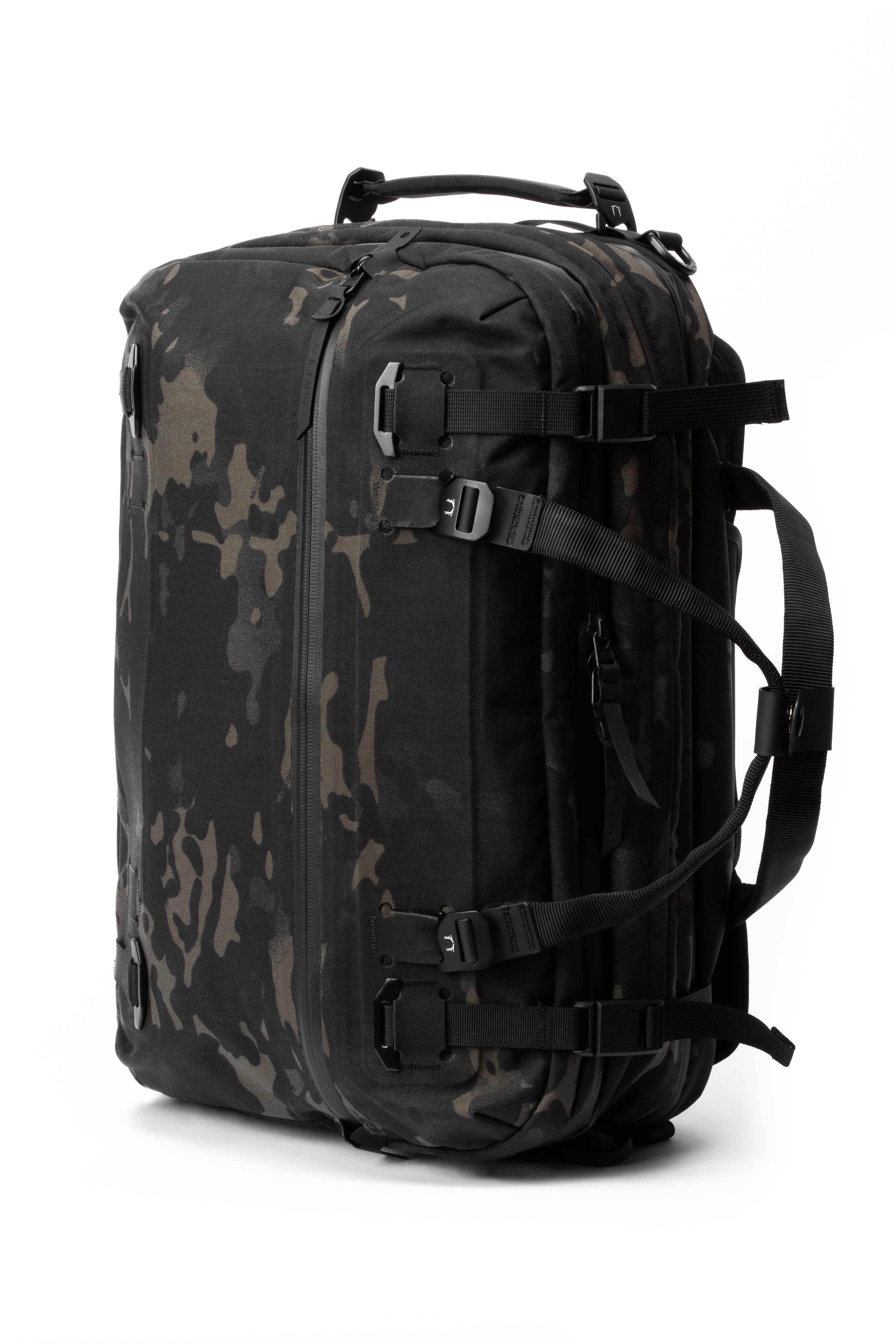 Black Ember's FORGE Backpack Is the 3-in-1 Everyday-Carry That You Need