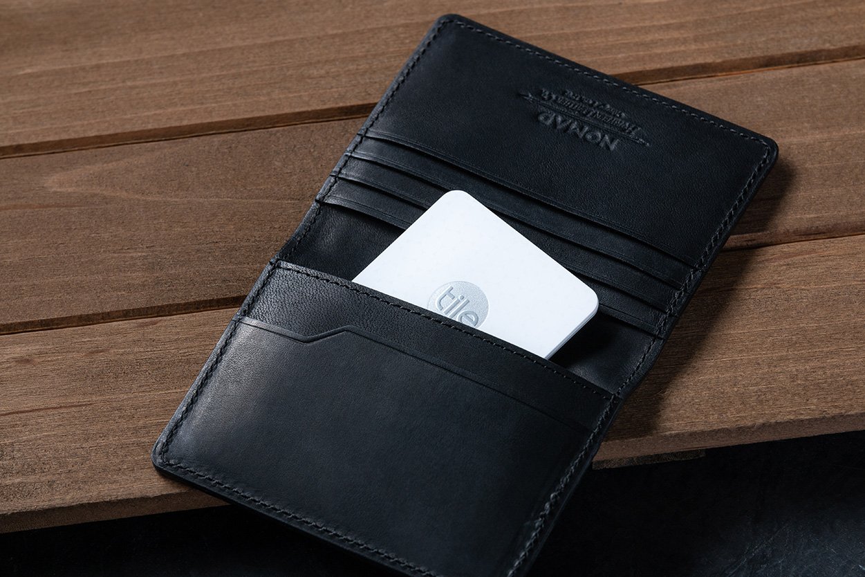 Nomad’s Slim Wallet Review: Minimalism That You’ll Never lose