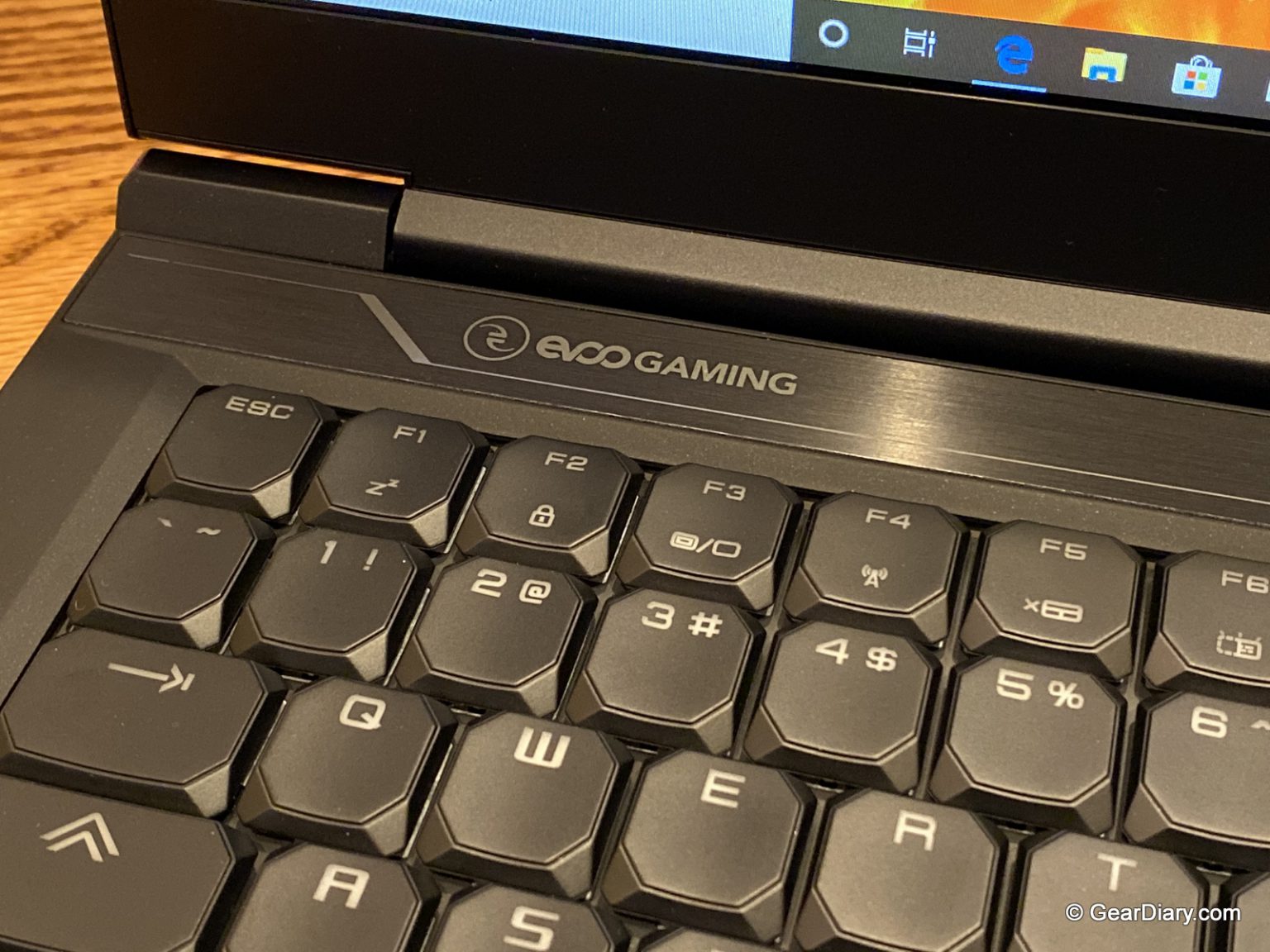 EVOO Gaming Laptop from Walmart Performs Well for a Mobile, Affordable ...