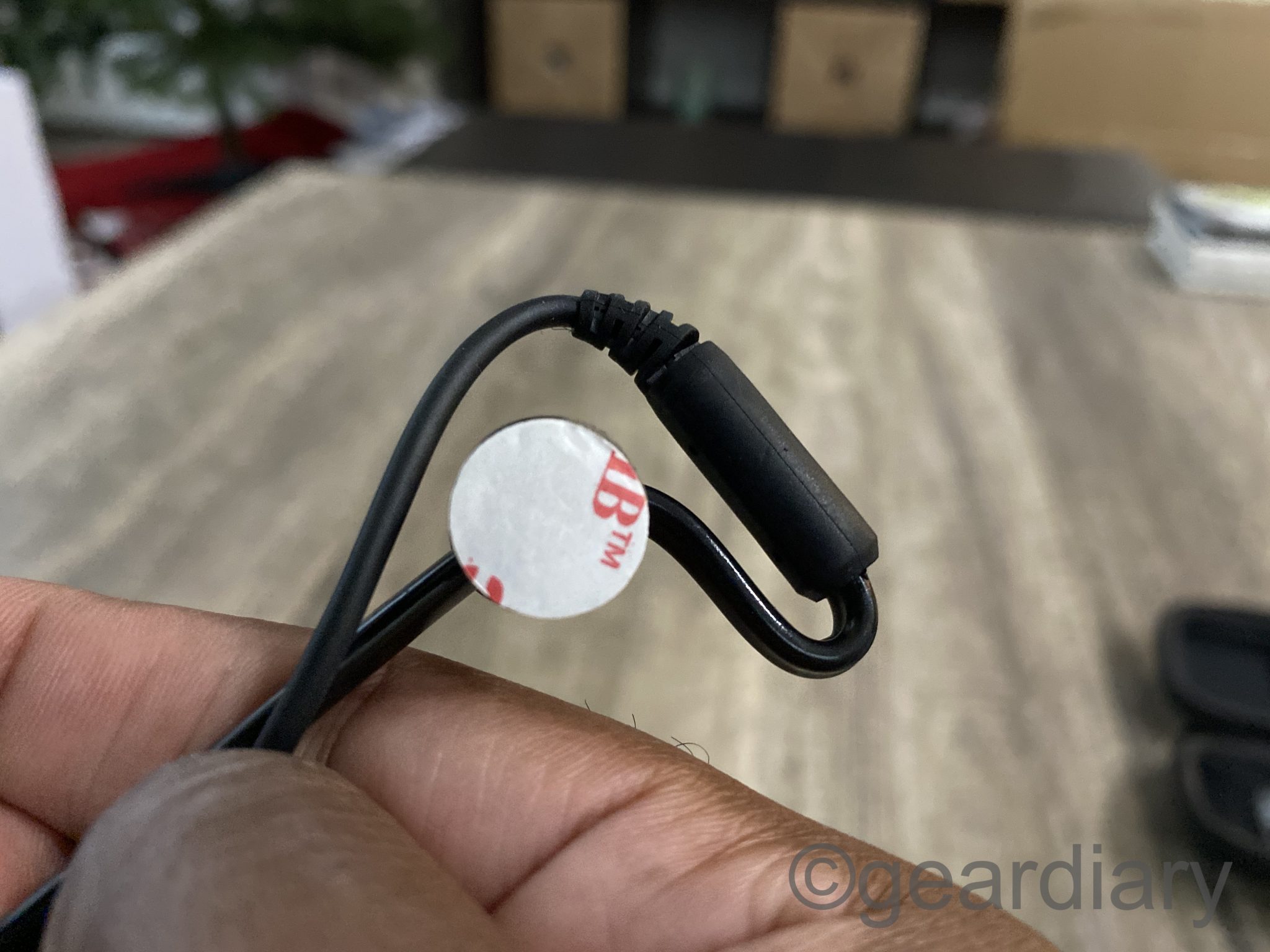 ModMic Uni: Streaming and Podcasting with Your Existing Headphones