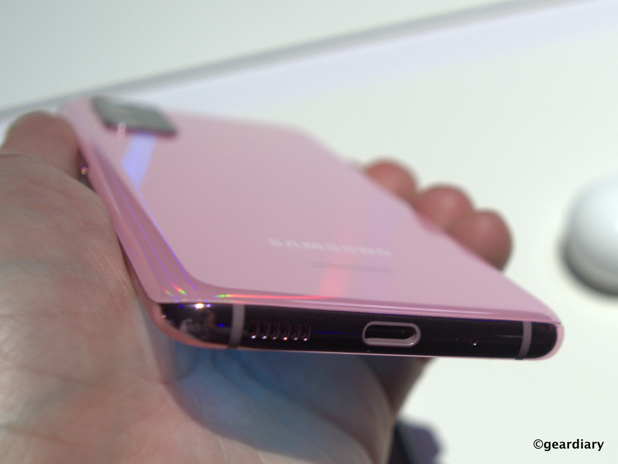 Samsung Unveils New Galaxy S20, S20+, and S20 Ultra Flagship Lineup