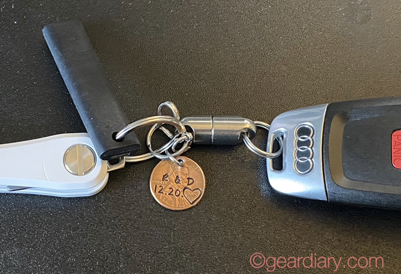 The KeySmart MagConnect Magnetic Keychain Connector Is Smart!
