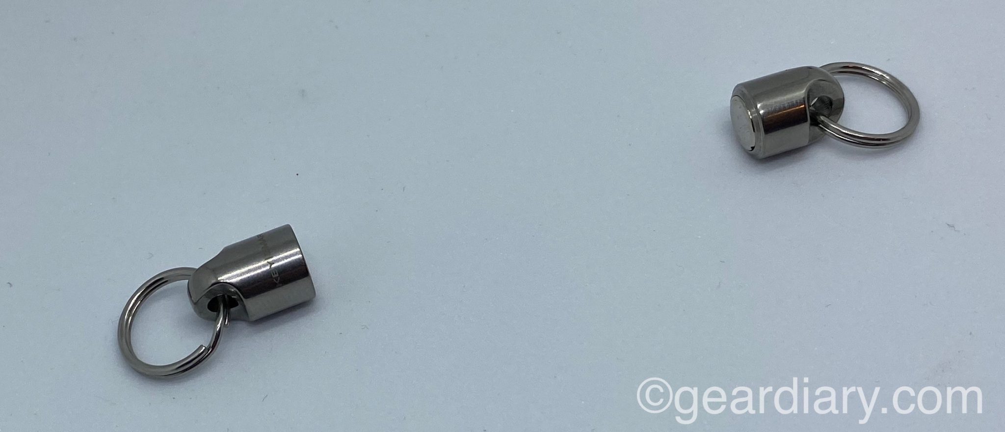 The KeySmart MagConnect Magnetic Keychain Connector Is Smart!