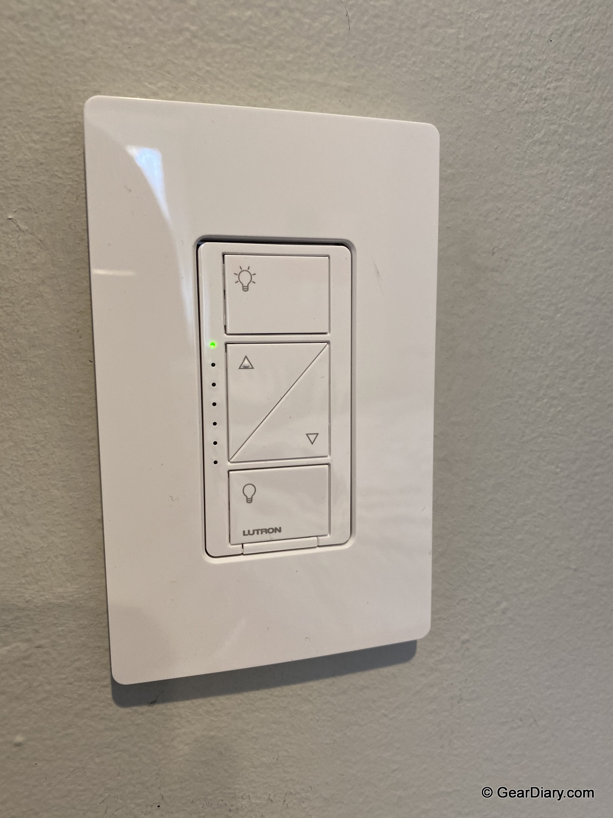 Lutron Caséta Is the High-End Smart Lighting System You're Looking For ...