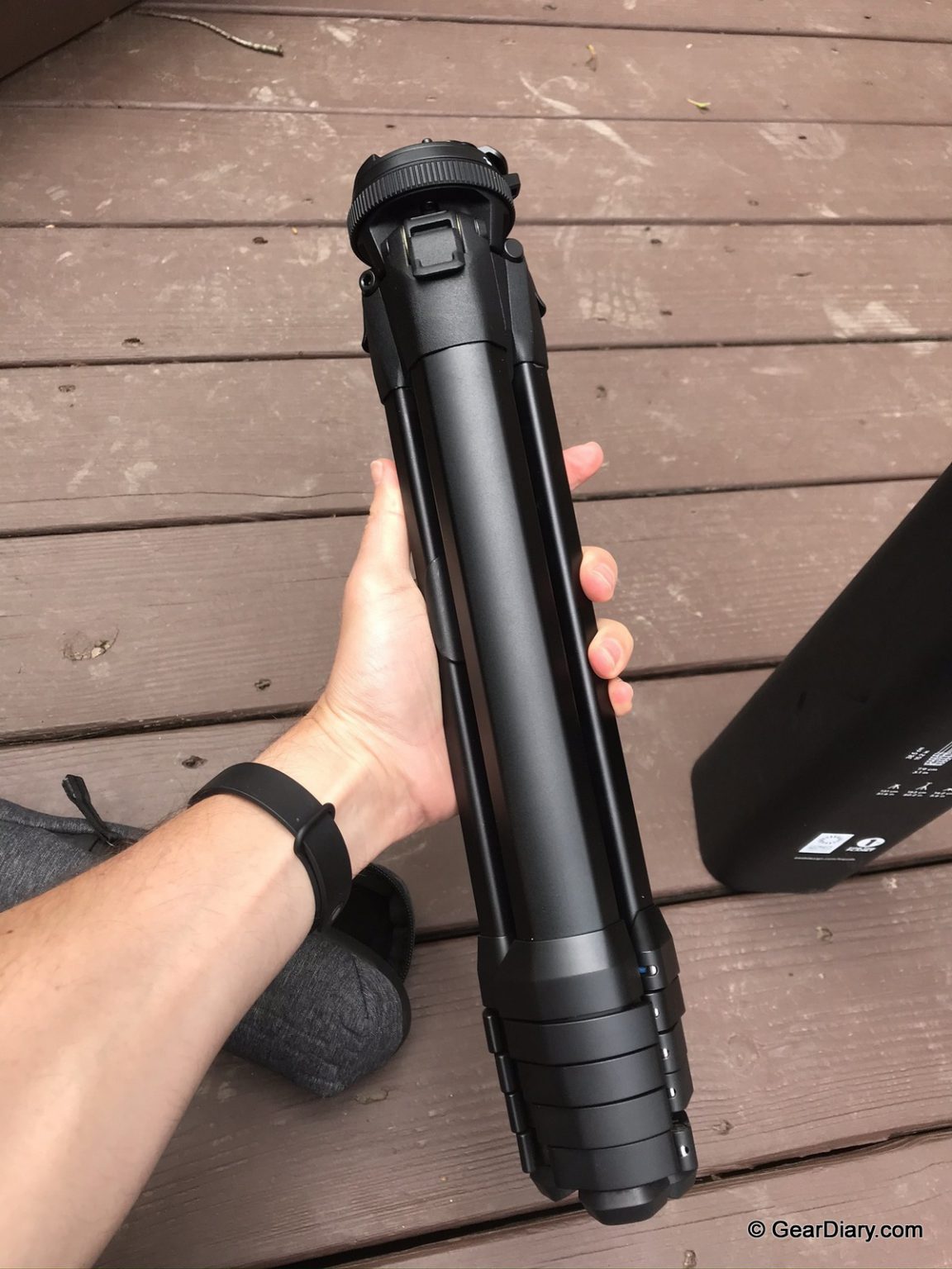 Peak Design's Travel Tripod: A Well-Designed, Compact Tripod for ...