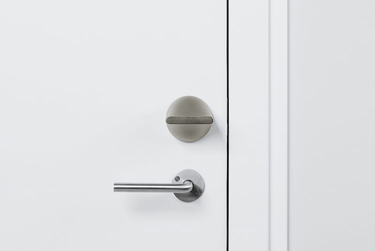 The Friday Smart Lock Is an Almost Perfect, Non-Permanent Solution for ...