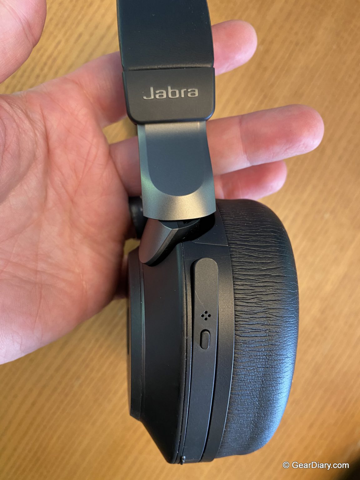 Jabra Evolve2 85 Headphones Are Perfect for the On-the-Go Professional