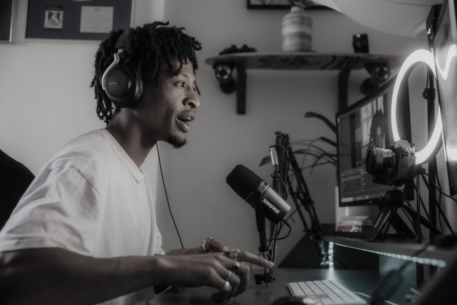 Shure Introduces the MV7, Their Most Versatile Microphone Yet