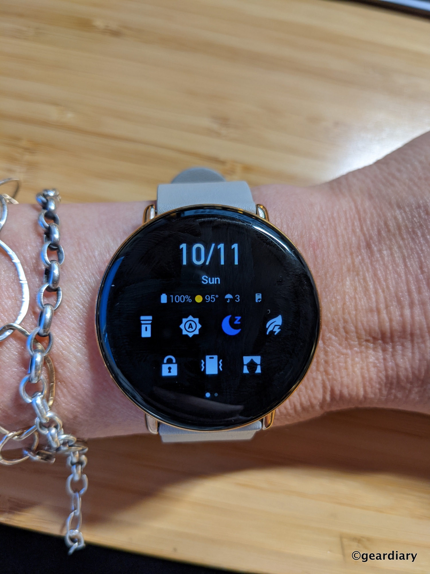 The Huami Zepp E Circle Review: A Gorgeous 'Smarter-Watch' That Comes ...