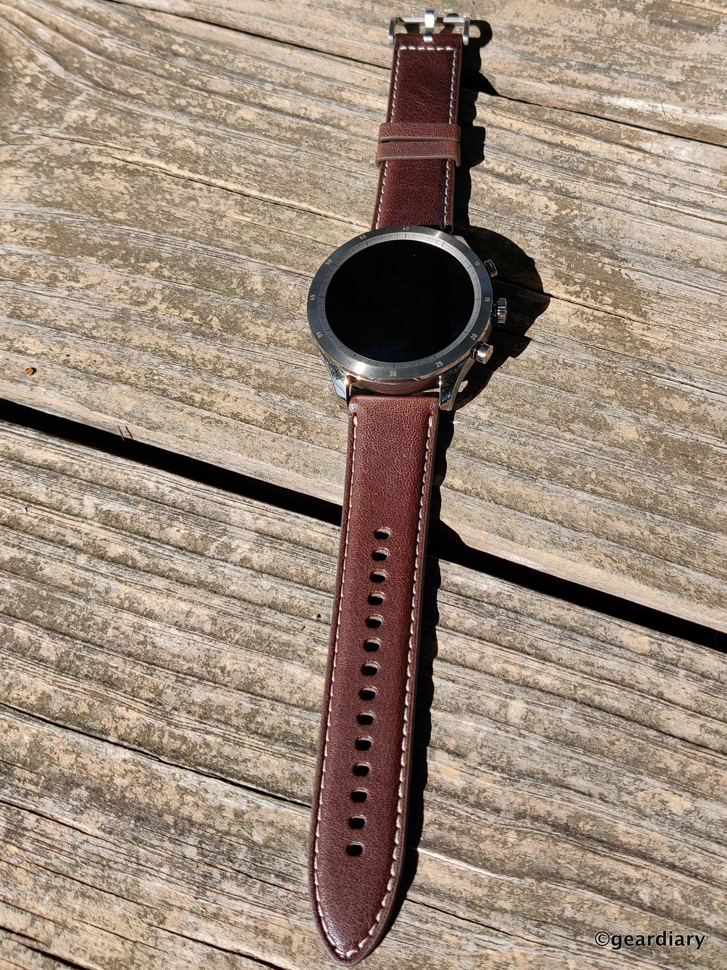 Zepp Z Review: Traditional Styling, a Titanium Alloy Body, Smart ...