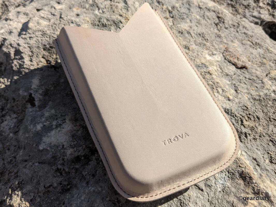 TROVA GO Smart Safe Review: Hide Your Valuables in This Luxurious Lock ...