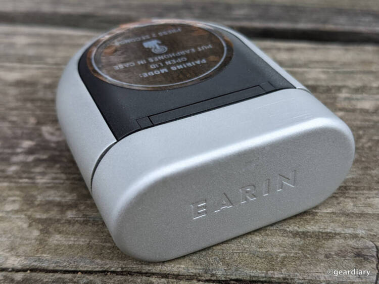 UPDATED Earin A-3 Earphones Review: Tiny Wonders for Tuning Out While ...