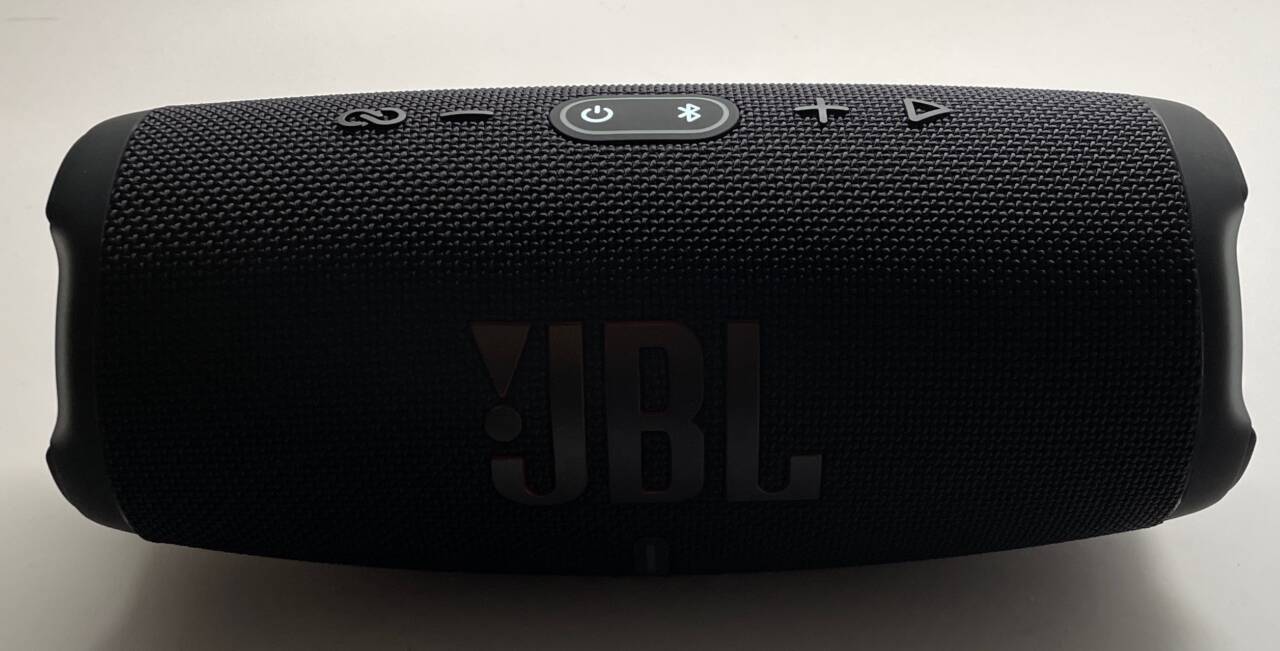 JBL Charge 5 Review: Delivers Next-Level Sound Anywhere, Anytime | Gear ...