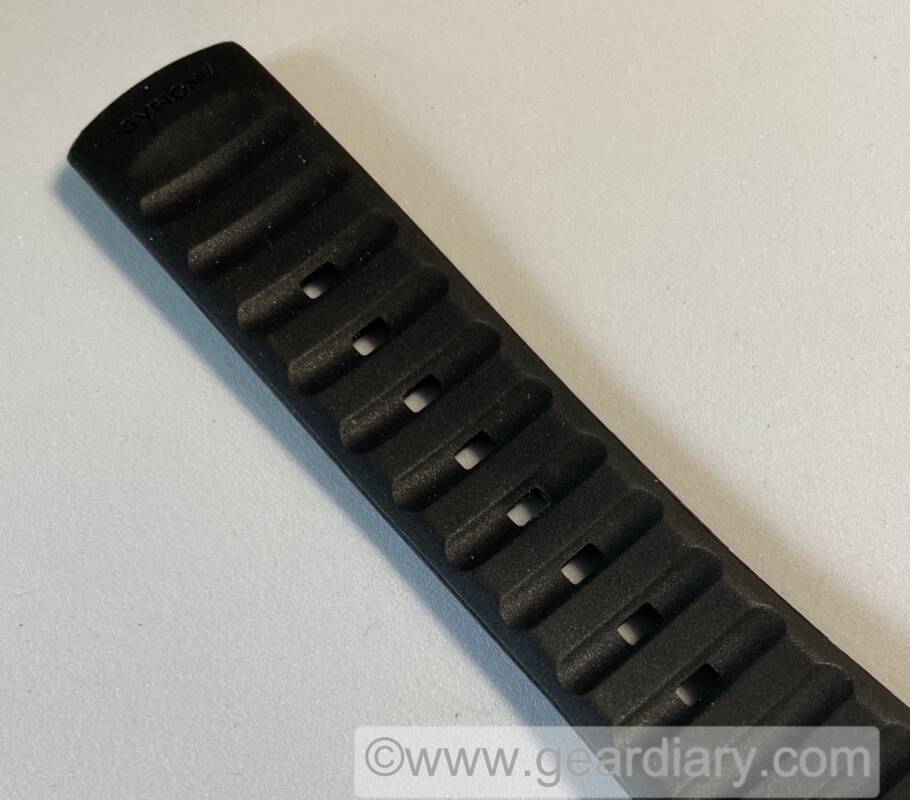 Nomad Active Strap Pro Review: Waterproof Leather Makes It the Ideal ...