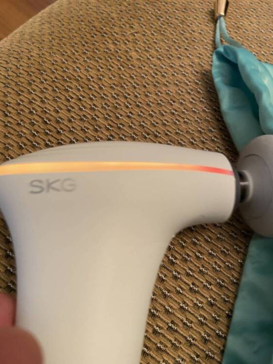 SKG F5 Massage Gun Review: Soothing Heat and Massaging Relief in a Tiny Package! | Gear Diary