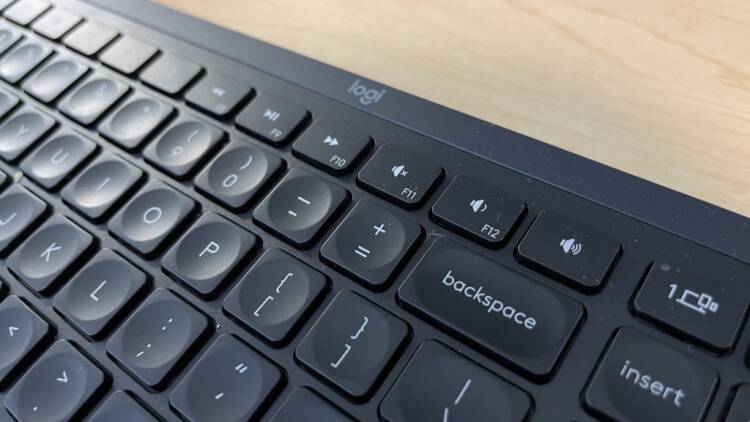 Logitech MX Keys and MX Master 3 Review: Update Your Workspace with ...