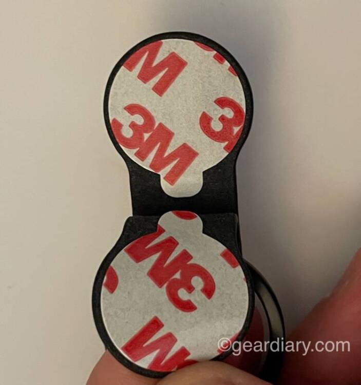 Nomad Leather Loop for AirTag Review: A Simple Yet Essential Accessory ...