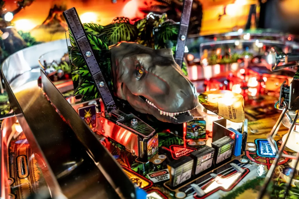 Stern Pinball's Scientists Merge Their DNA with Jurassic Park, Creating ...