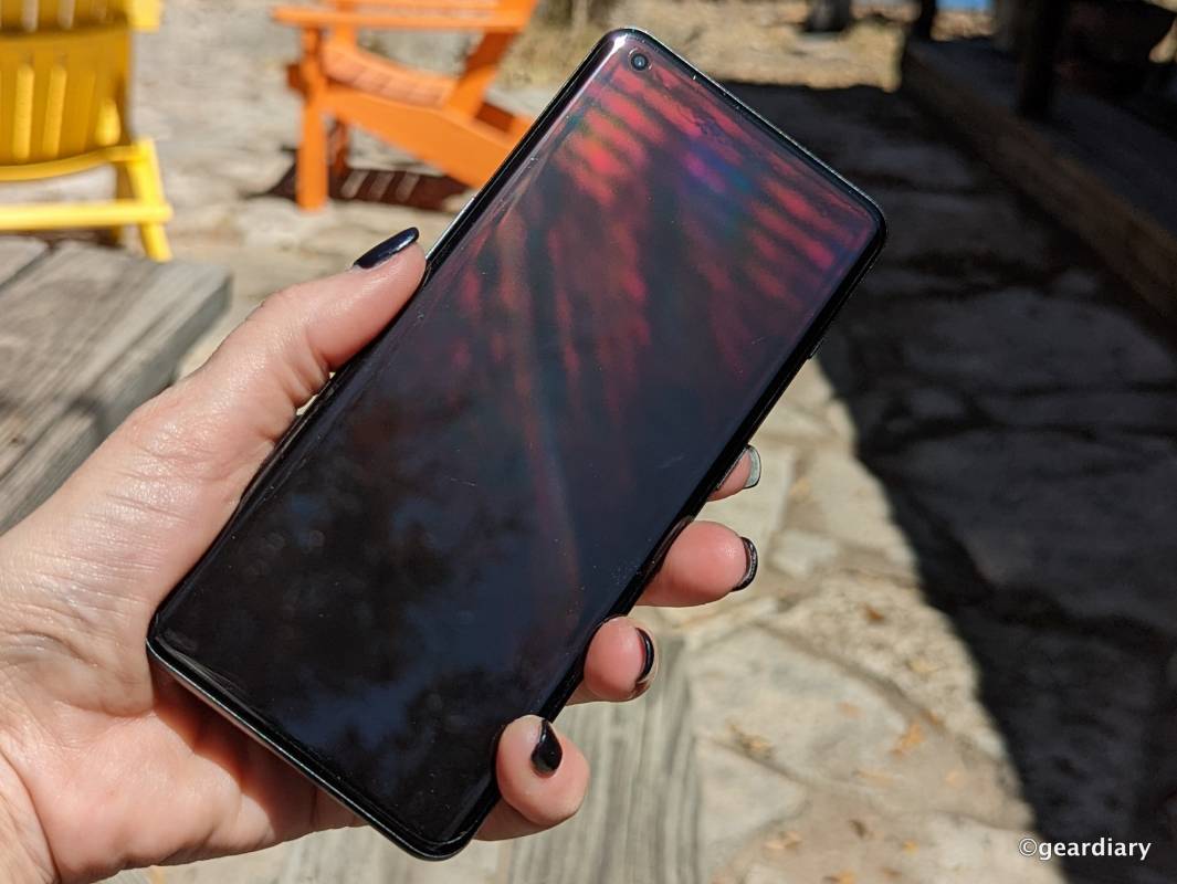 OnePlus 10 Pro Review: Fresh Design, Super Fast Charging, and Great ...