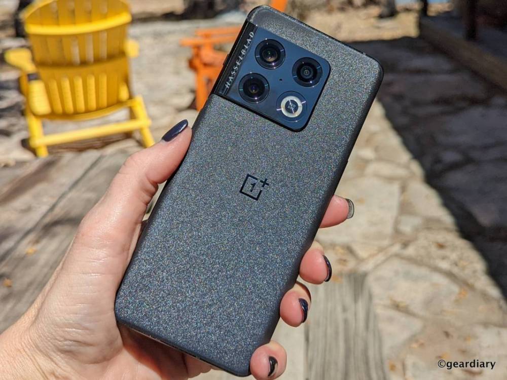 OnePlus 10 Pro Review: Fresh Design, Super Fast Charging, and Great ...